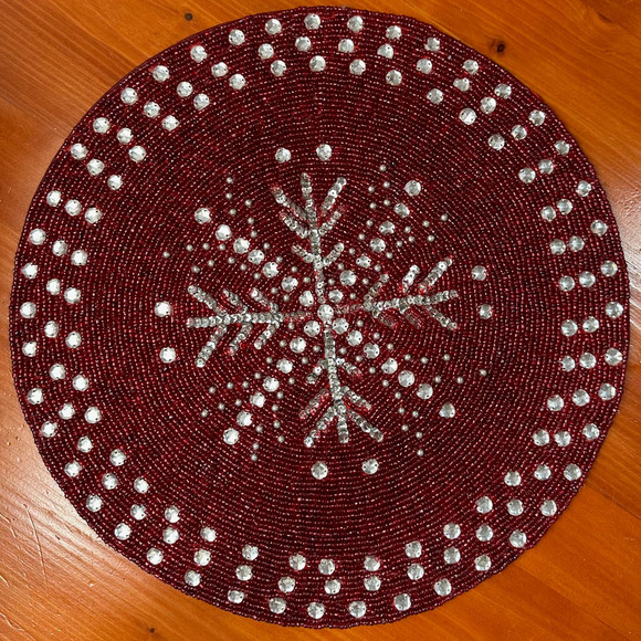 Food Network | Dining | Nwt Food Network Redwhite Snowflake Beaded ...